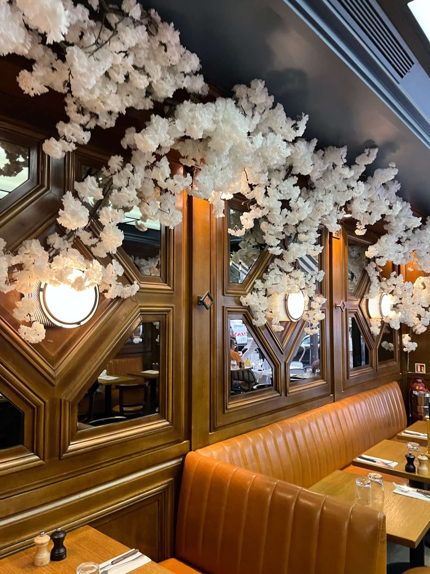 Le Carré Elysée - Paris - 2023 - Deschamps Fleuriste
