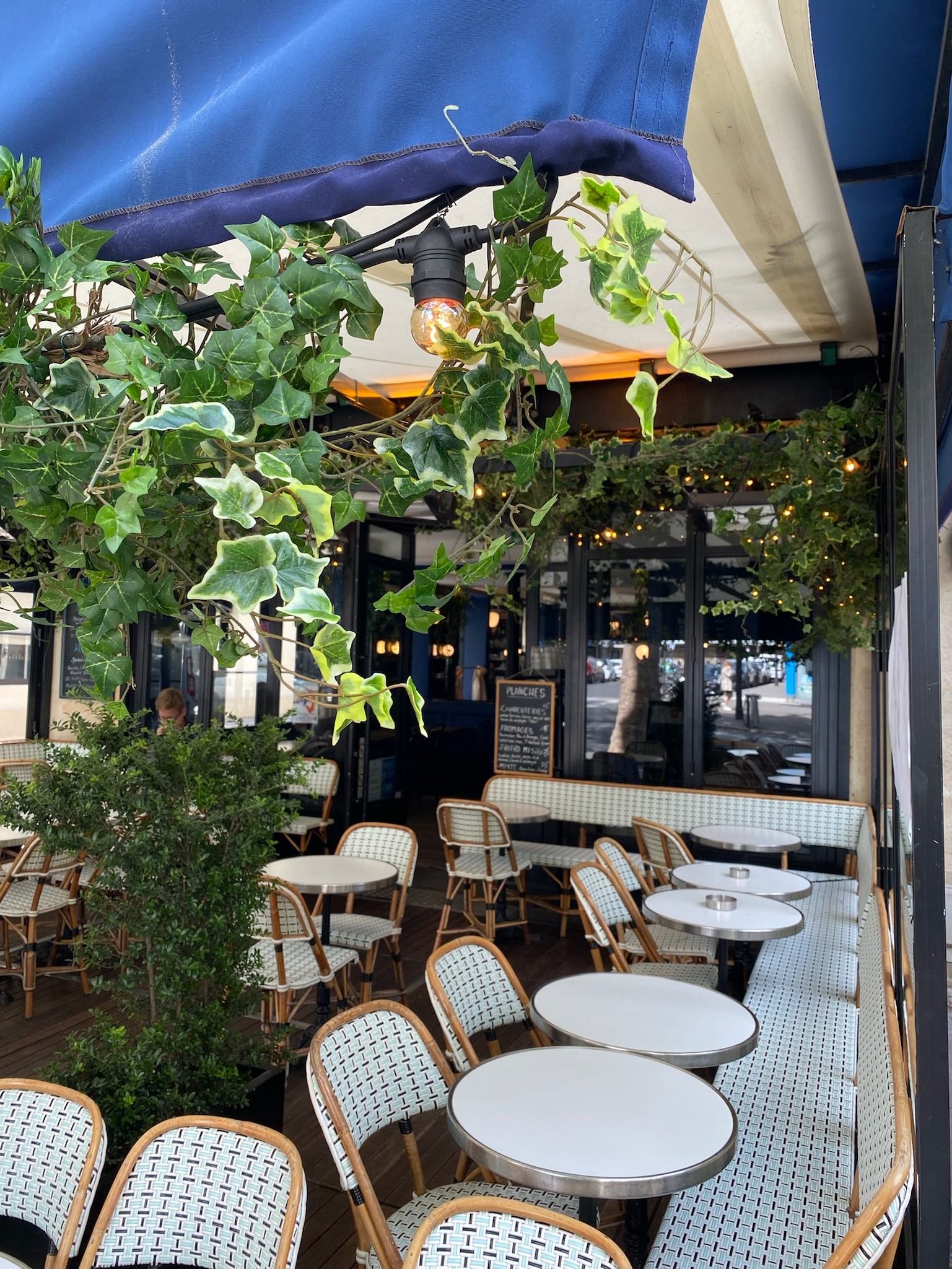 Le Pavillon - Paris - 2023 - Deschamps Fleuriste