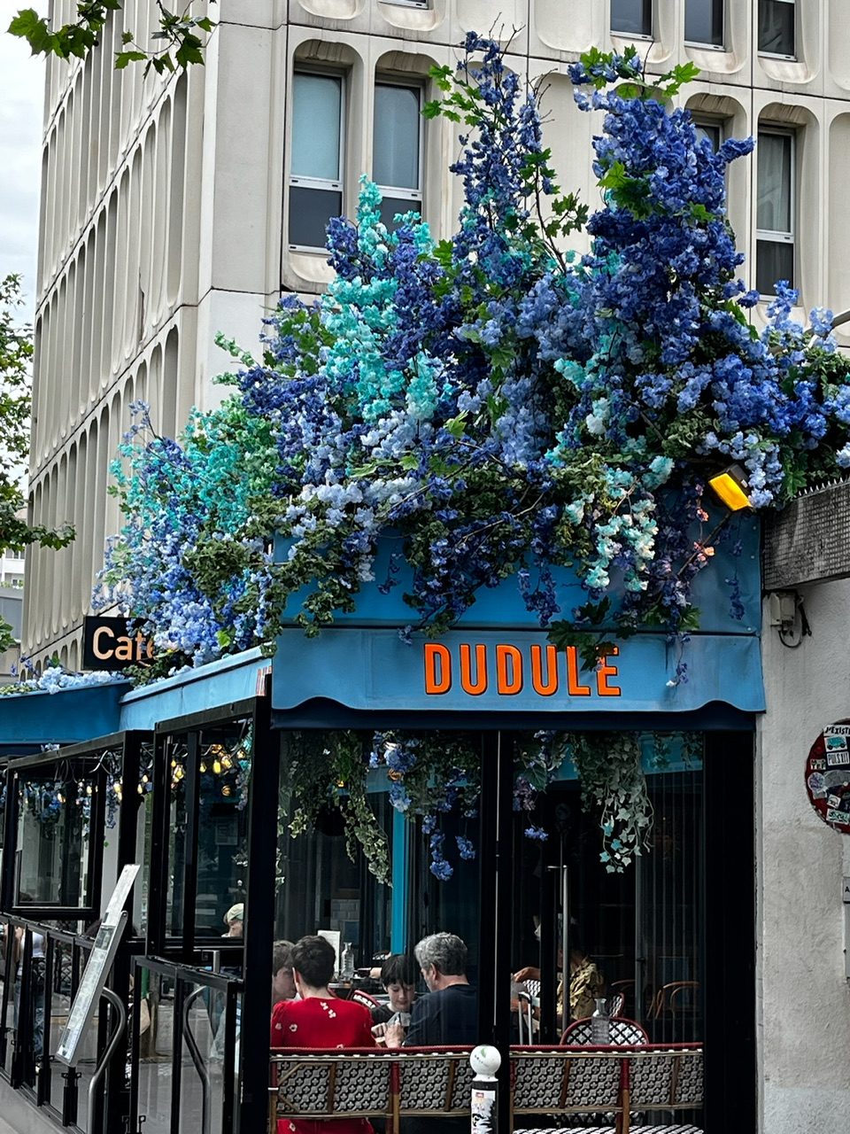 Dudule - Paris 2024 - Deschamps Fleuriste